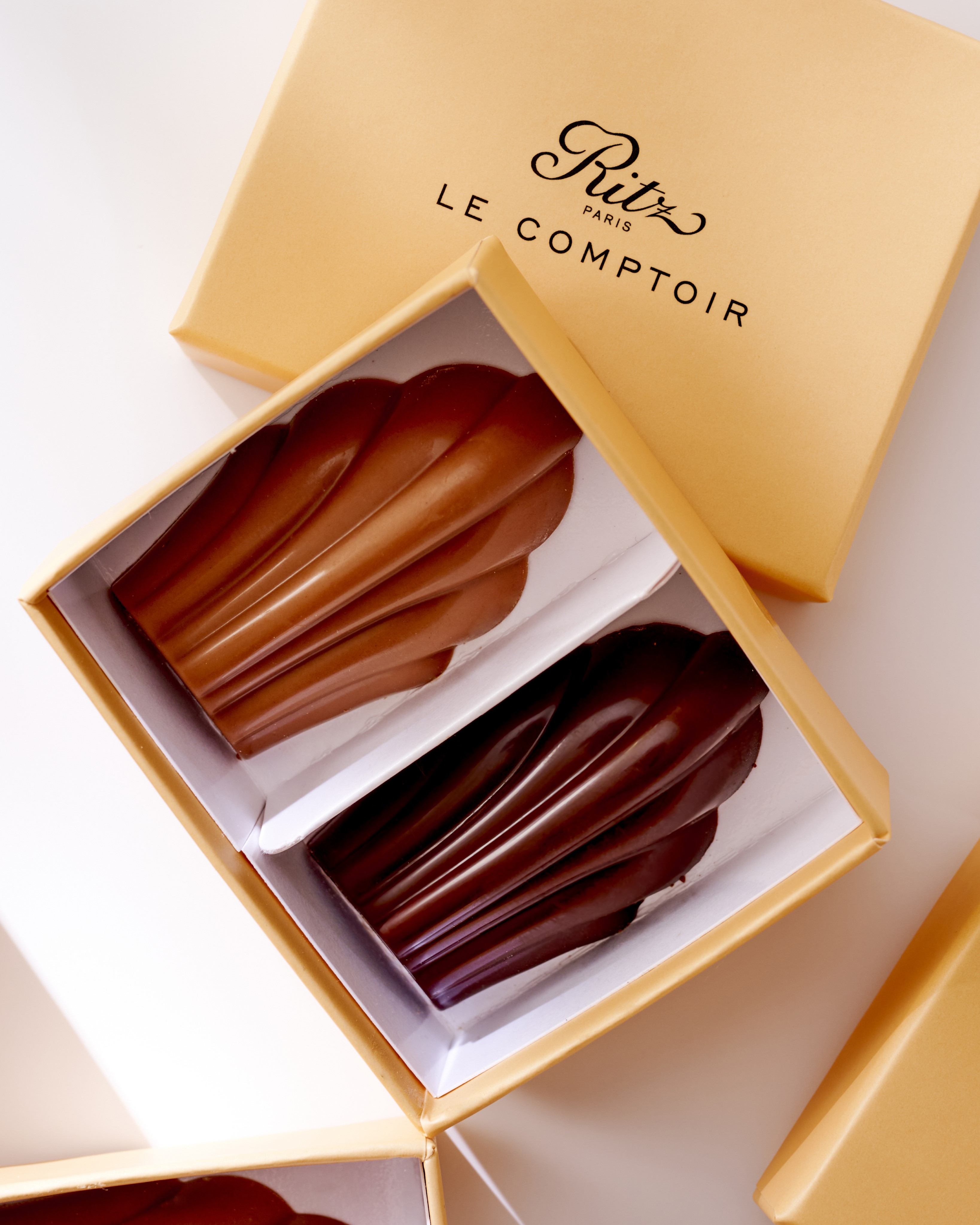 Pain au chocolat | Ritz Paris Le Comptoir